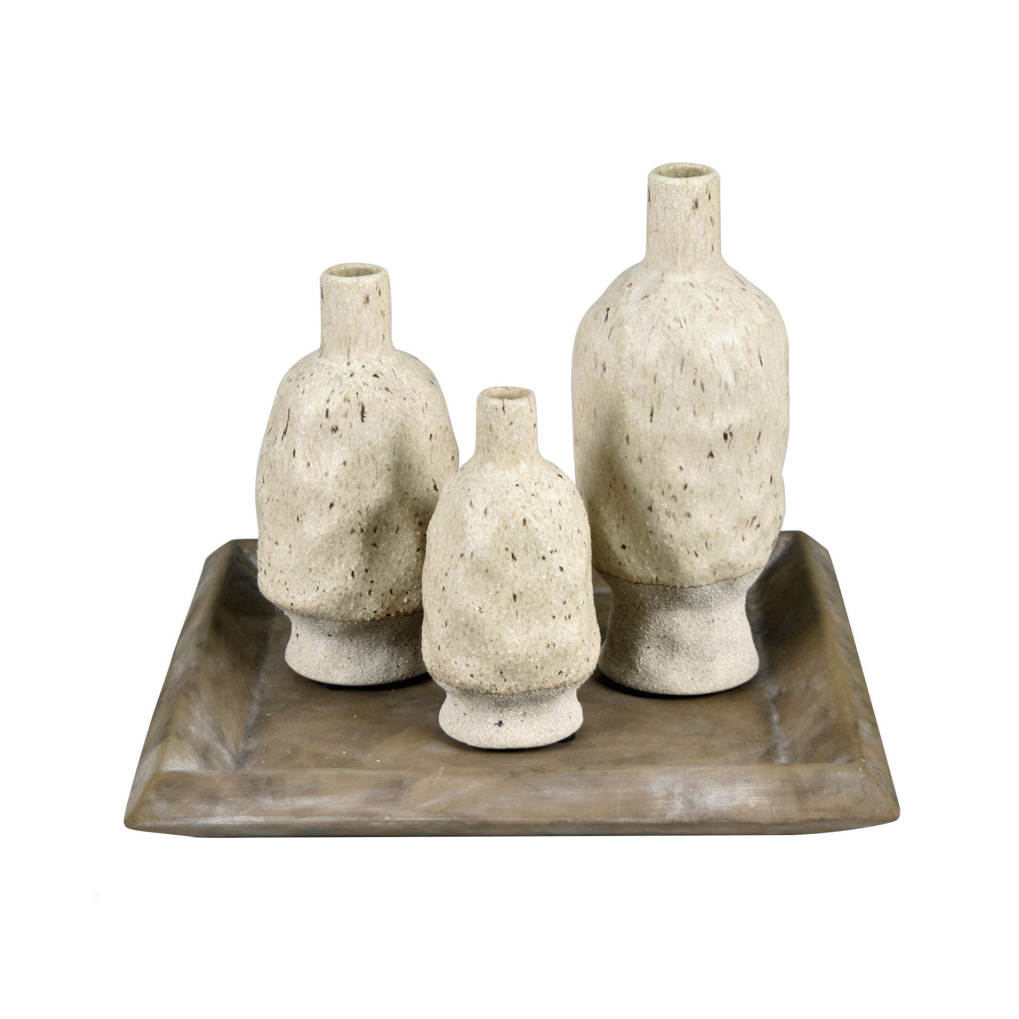 To browse the Venia store,